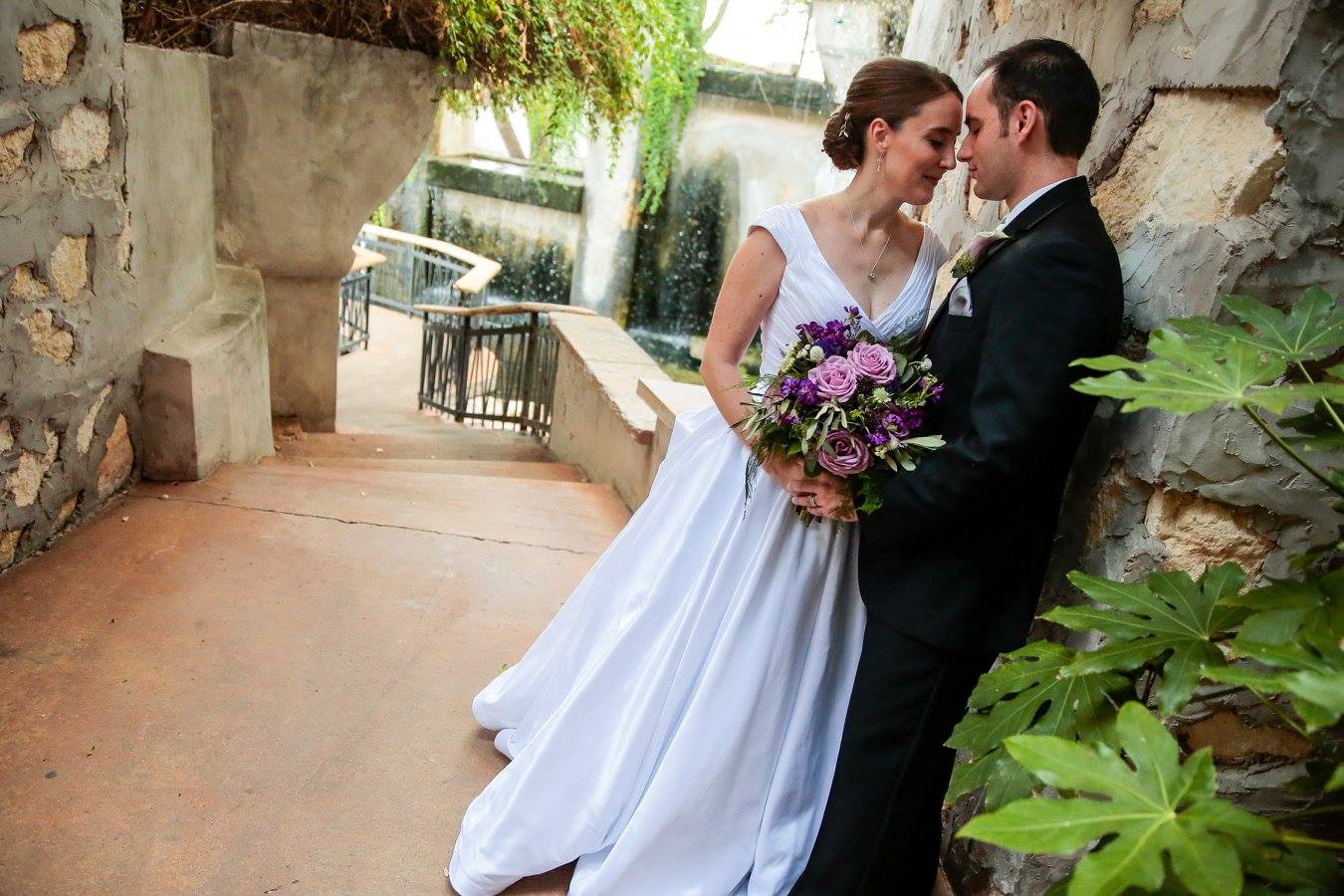 Finally Hitched: Wedding Pictures!! | Dragonflight Dreams